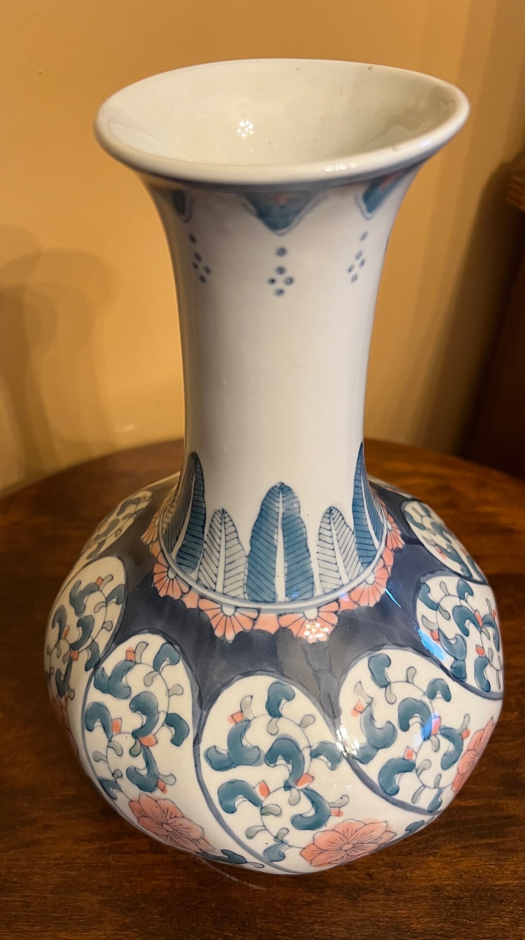 Neck Vase Chinoiserie Style Asian Vase Hand Painted Beautiful Floral ...