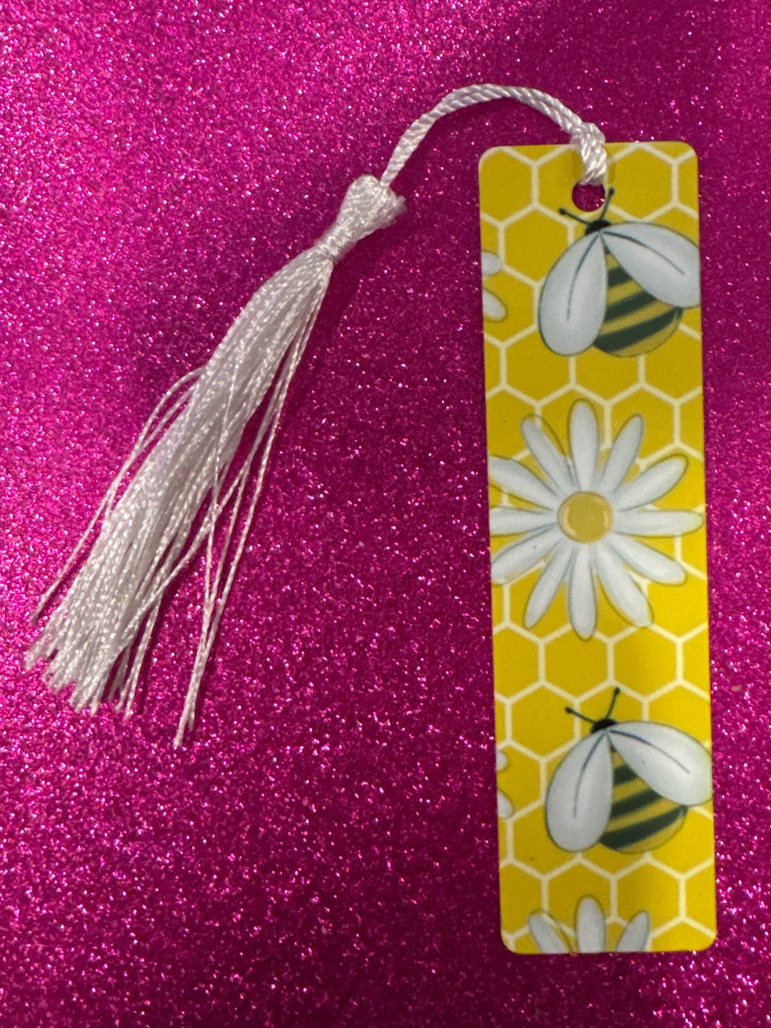 Buzzing Bee Bookmark - Bee Lover Gift - Insect Bookmark - Nature Lover ...