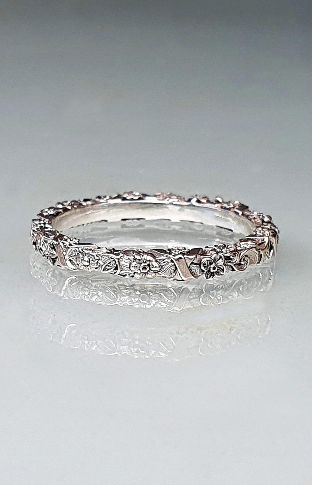 14k/18k Solid Gold Flower Wedding Band, Dainty Unique Vintage Wedding ...