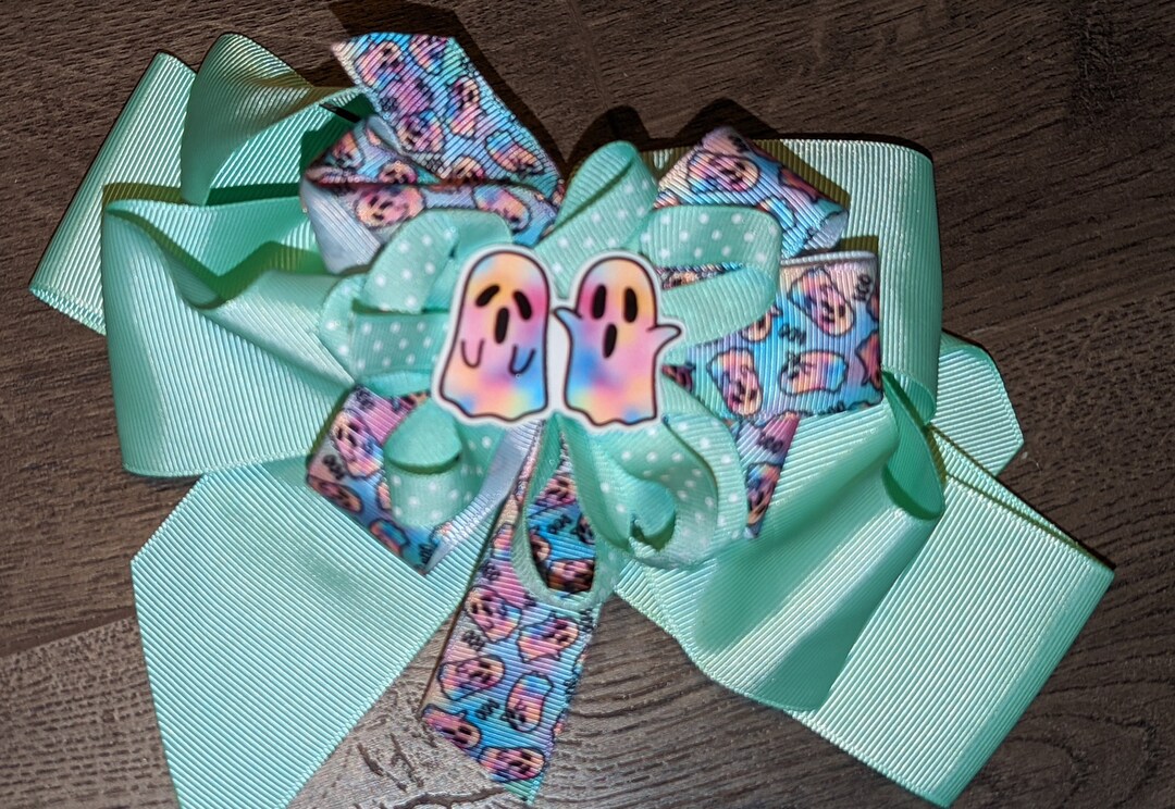 Ghost Hairbow, Halloween Hairbow, Ghosts, Halloween, Girl Bows, Bows - Etsy