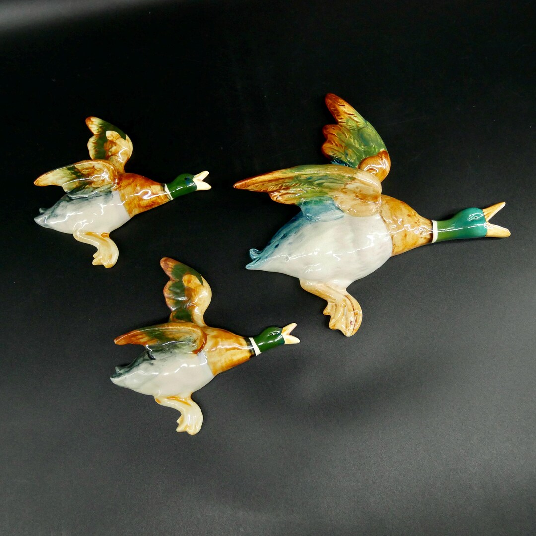Vintage Set of Three Flying Ducks Wall Decor – Beswick Duck Nos. 596-2 ...