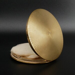 Vintage Face Compact Face Powder Makeup Compact Vanity Collectible ...