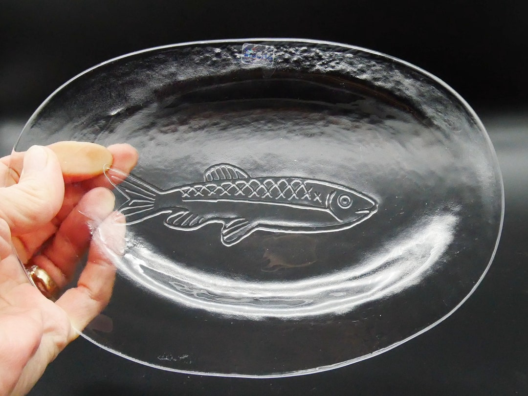 Vintage Muurla of Finland Art Glass Oval Plate - Fish Motif Serving ...