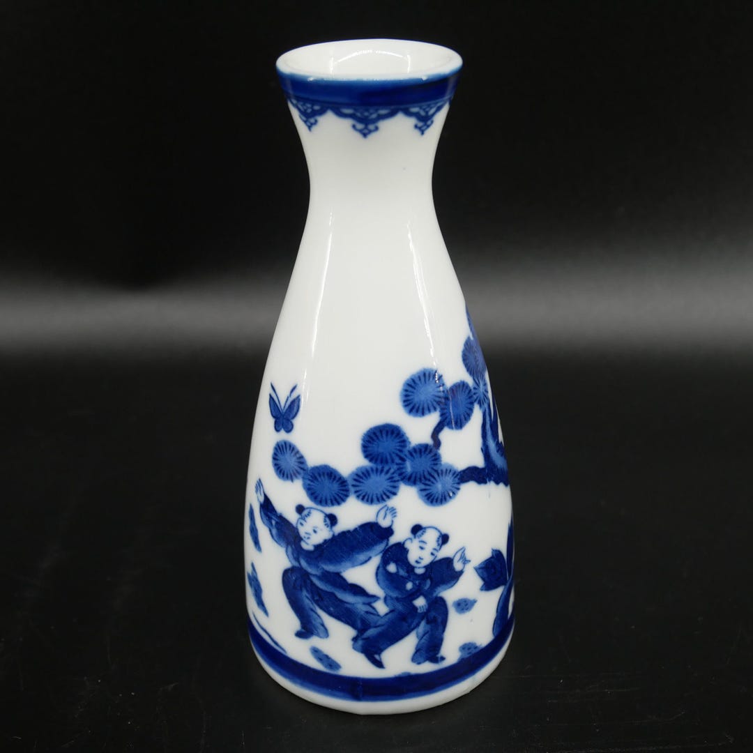 Vintage Sake Vase, Sake Bottles, Japanese Porcelain, Blue and White ...