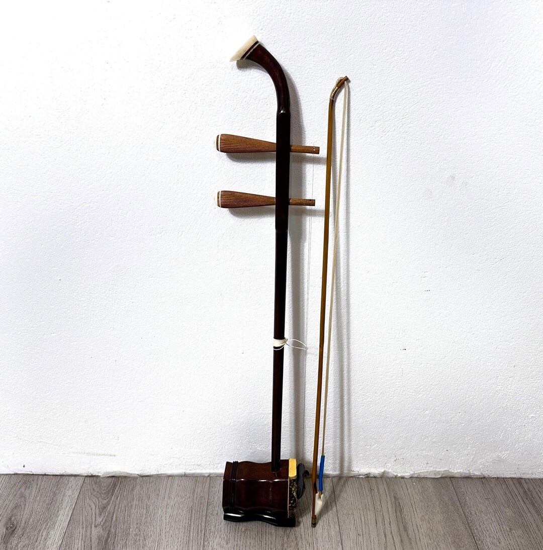 Classic Chinese Erhu With Snake Skin Resonator | Handcrafted Hardwood ...