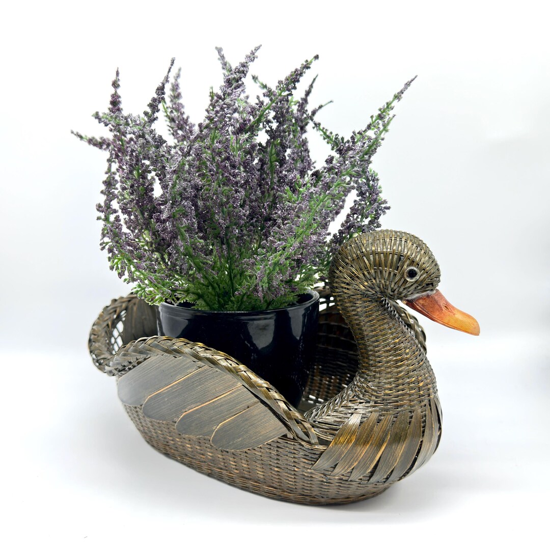 Mid-century Wicker Swan Basket – Scandinavian Folk Art Bread Basket ...