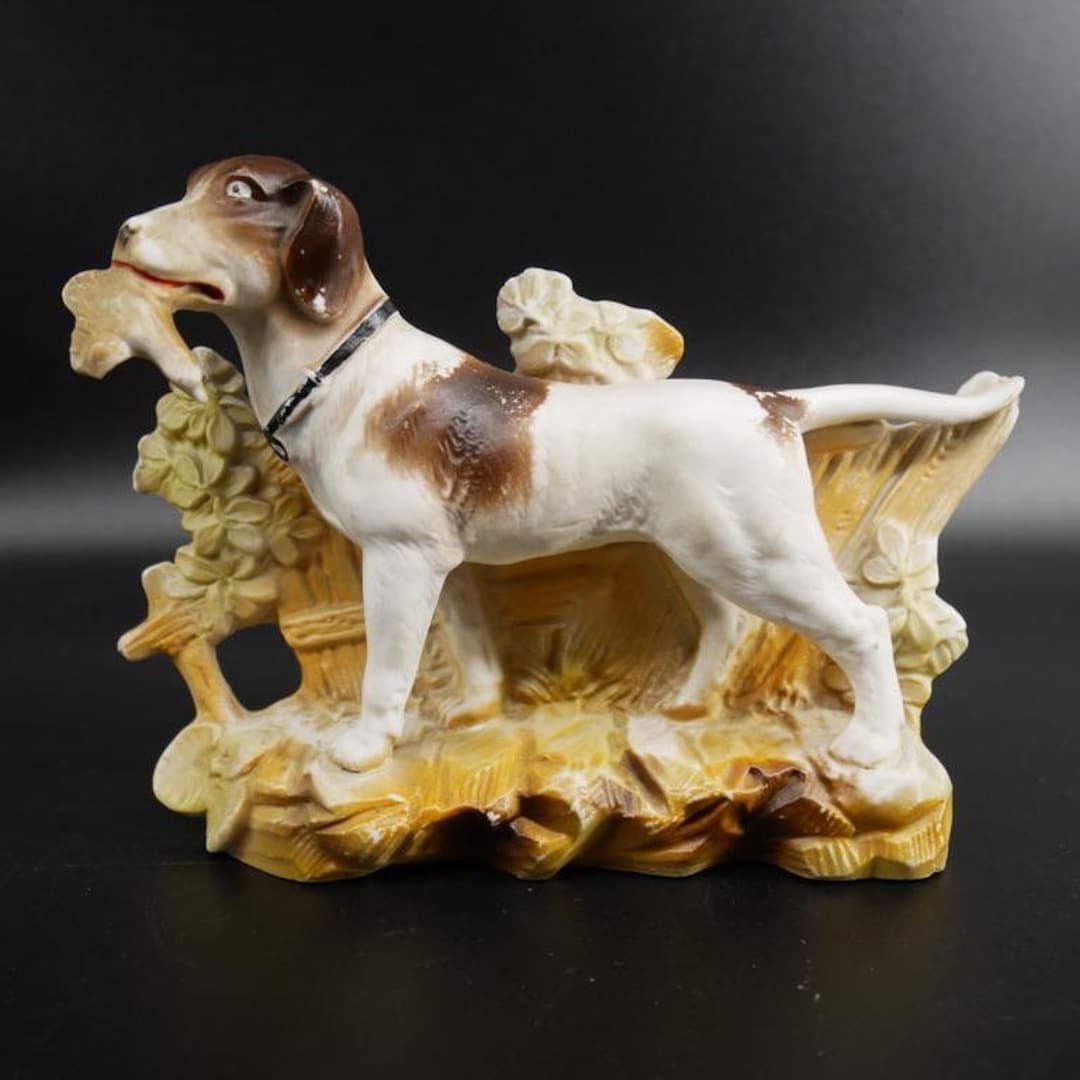 Vintage Hunting Dog Figurine Trinket Box - Antique Beagle With Bird ...