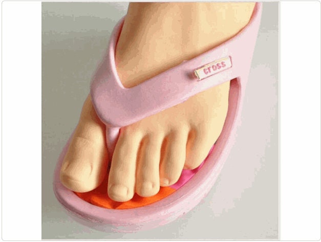 Lifelike Foot Display Plastic Form - Sandals Shoes Slippers Barefoot ...