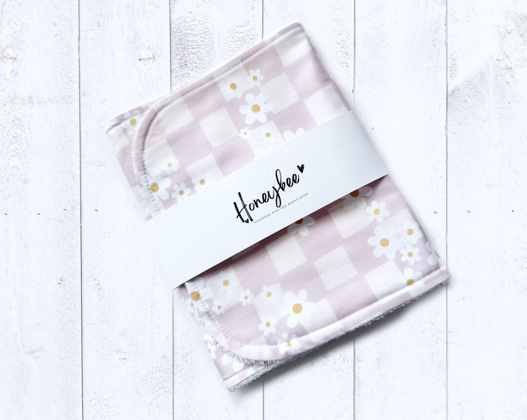 Daisy Baby Burp Cloths | Baby Shower | Baby Gift | Bamboo Burpcloth - Etsy