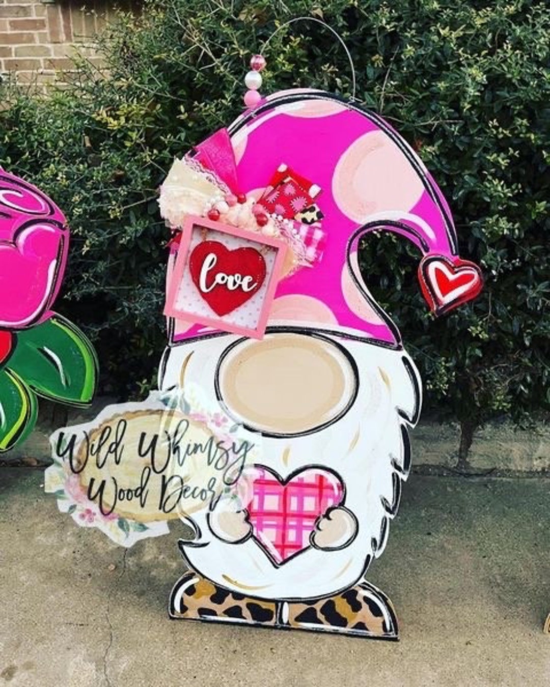 ONE Valentines Heart Gnome Doorhanger Pre-order - Etsy