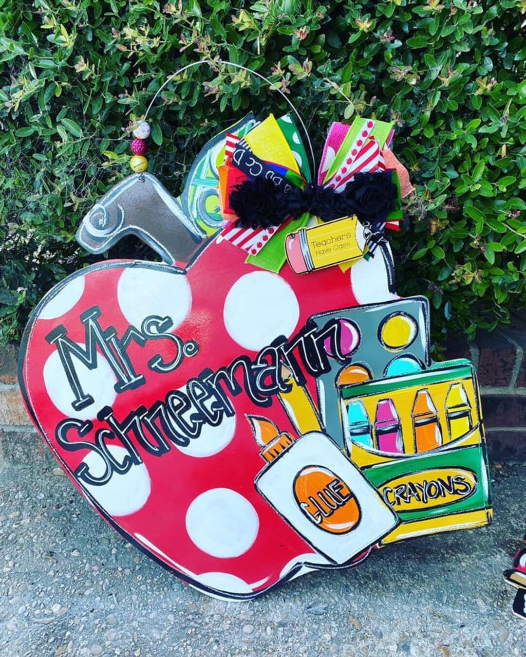 Teacher Apple Doorhanger Pre-order - Etsy