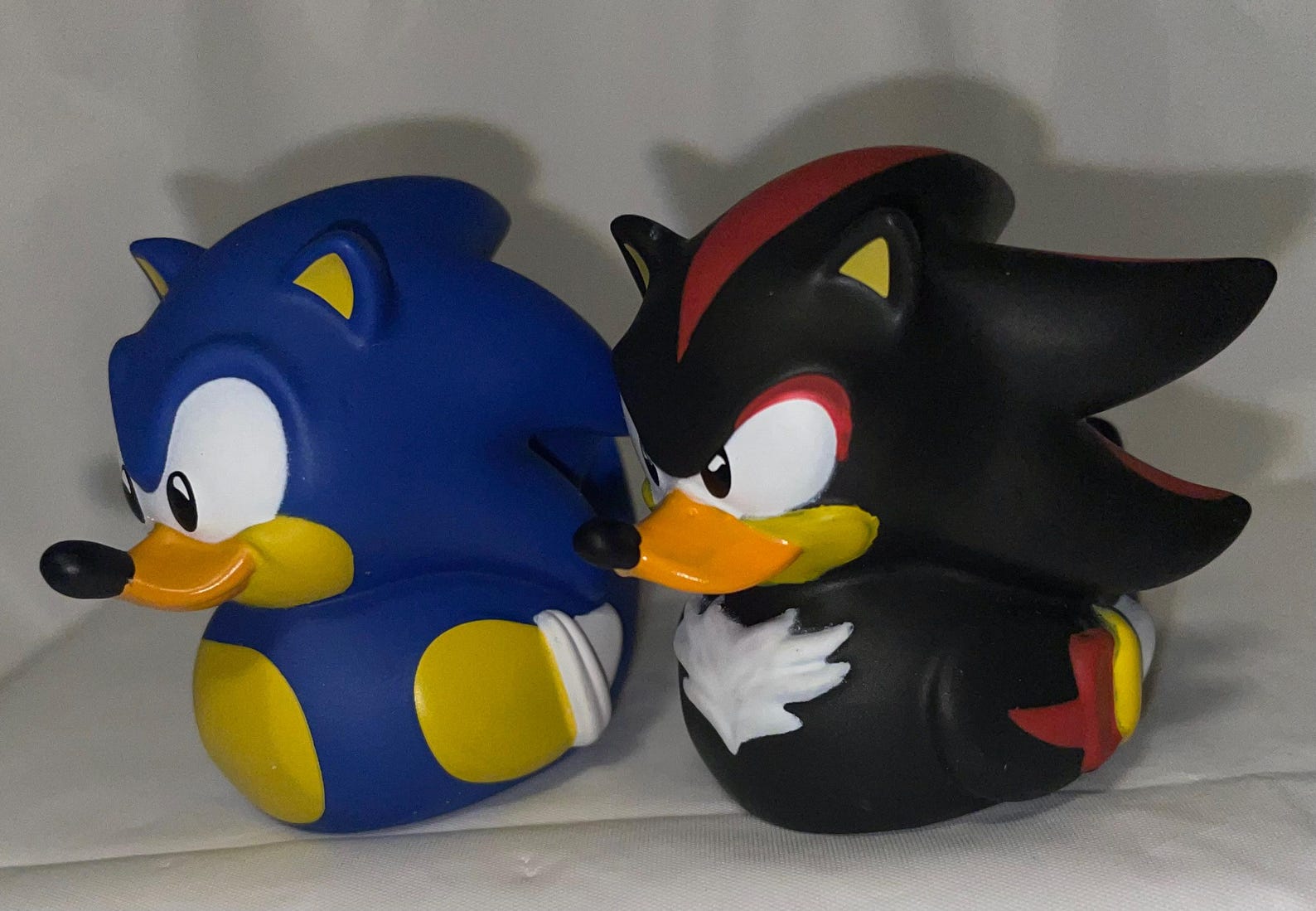 Duck Duck Jeep / SONIC the Hedgehog / Shadow / Knuckles (new) / Amy ...