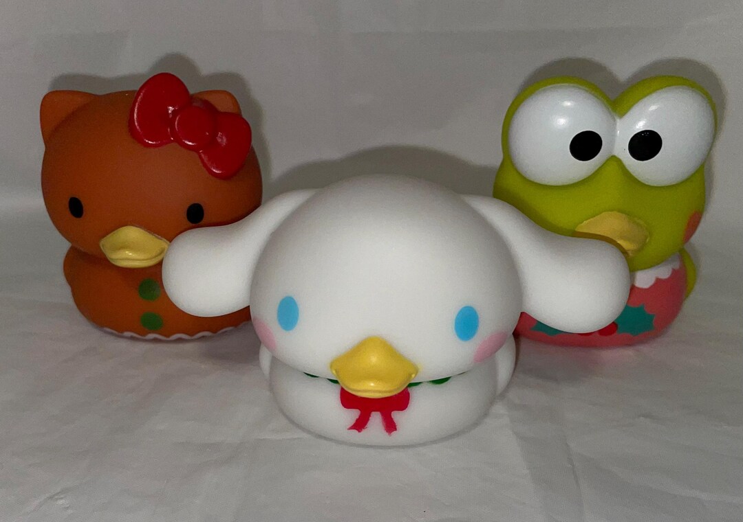 Duck Duck Jeep / Hello Kitty Holiday Ducks 3 Pack / Hello Kitty ...