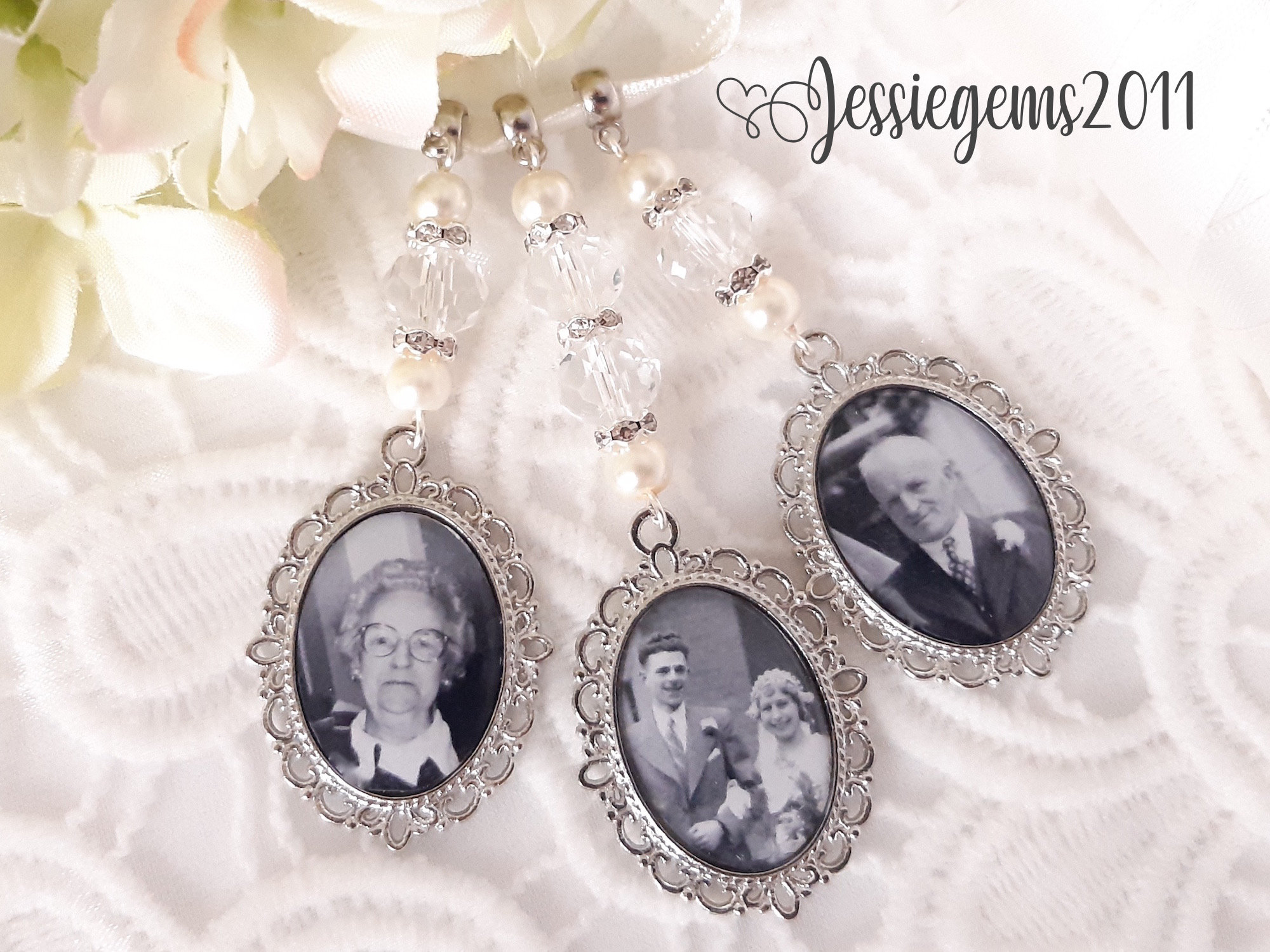 Bouquet Photo Memory Charm Triple Frame - Etsy UK