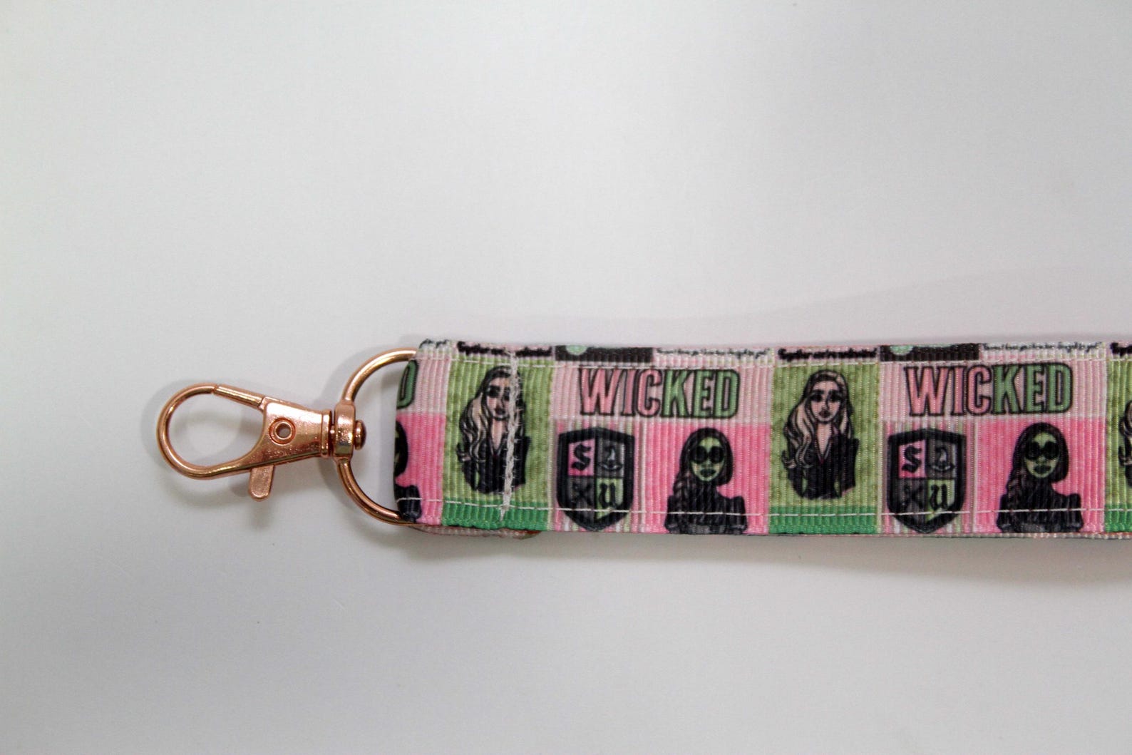 KEYCHAIN Hello Cat Characters Gift Idea Keychain Pink Witch Wristlets ...