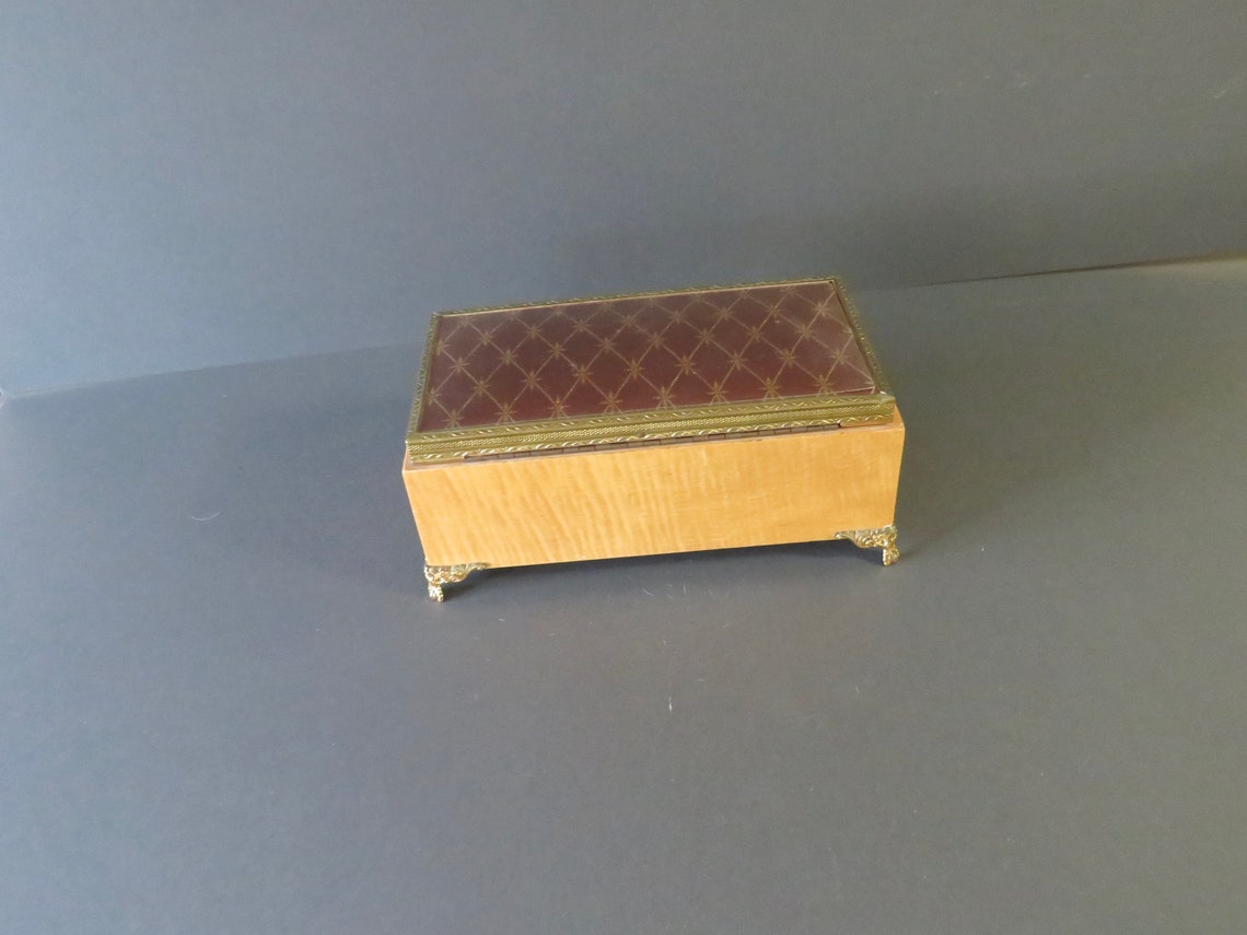 Vintage Wooden Musical Box / 1970s Inlaid Wood / VINTAGE / - Etsy