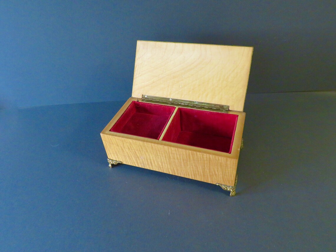 Vintage Wooden Musical Box / 1970s Inlaid Wood / VINTAGE / - Etsy