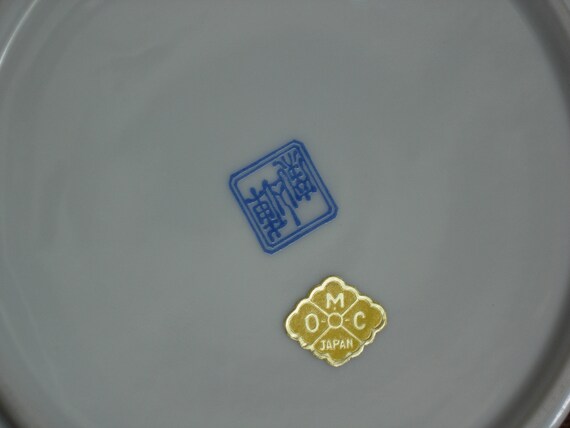 OMC Japan three tiered trinket box - Gem