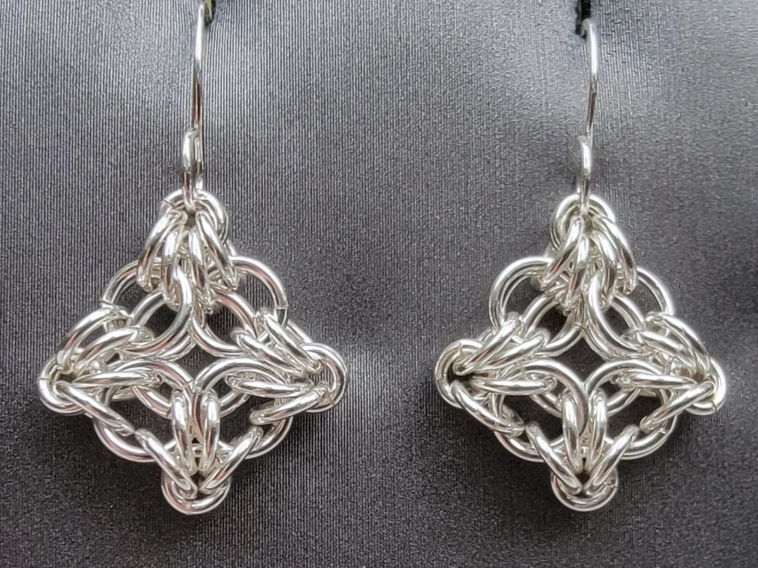 Handmade Chainmail Earrings in Unique Celtic Labyrinth Pattern - Etsy
