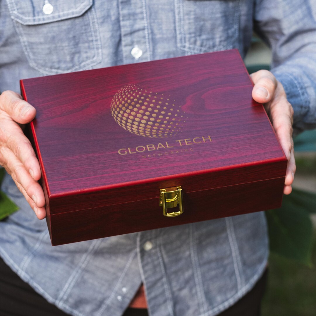 Personalized Rosewood Gift Box - Custom Laser Engraved Gift Box ...