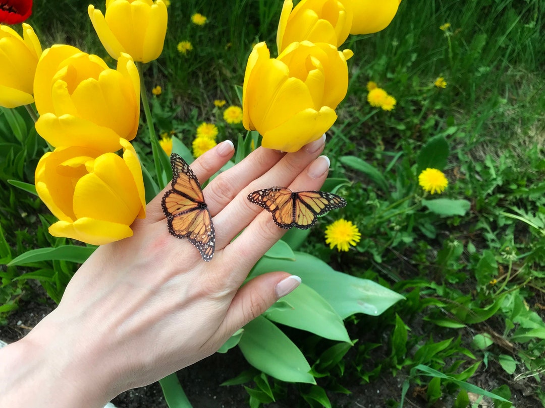Monarch Butterfly Ring With Fluttering Effect - Handcrafted Adjustable ...