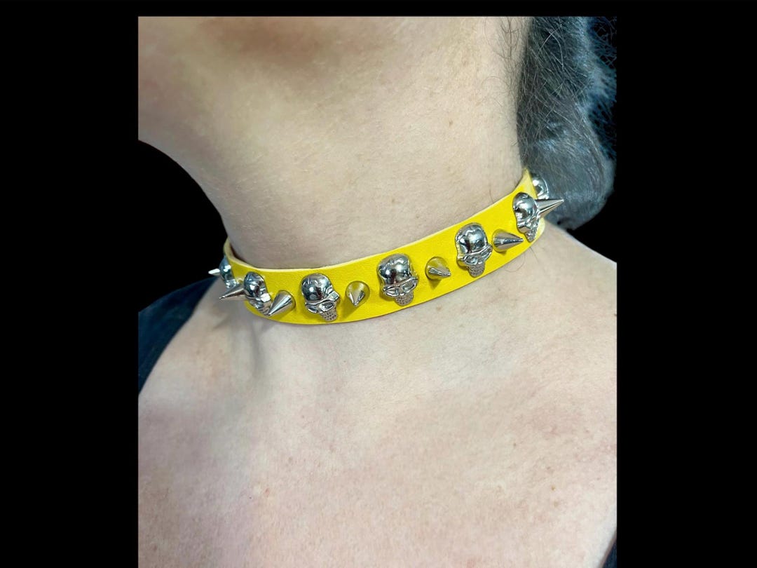 Spiked Skull Choker, Skull Choker, Adjustable Buckle Closure Choker ...