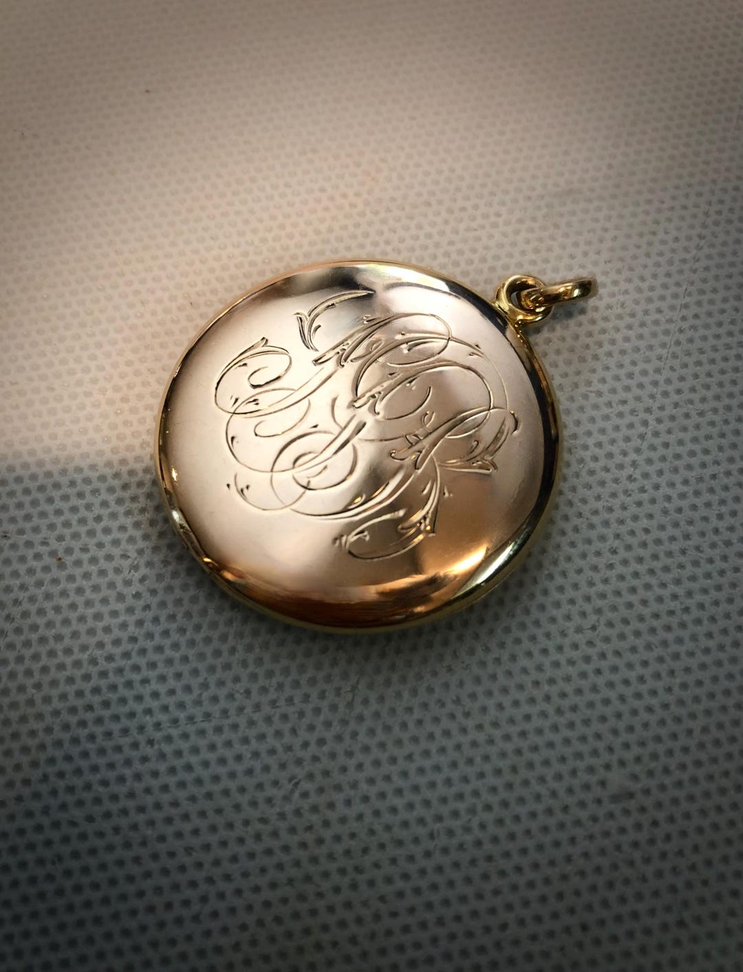 Antique 14K Yellow Gold Shell* Locket / "w H" & Co" C 1910 / Mother’s ...
