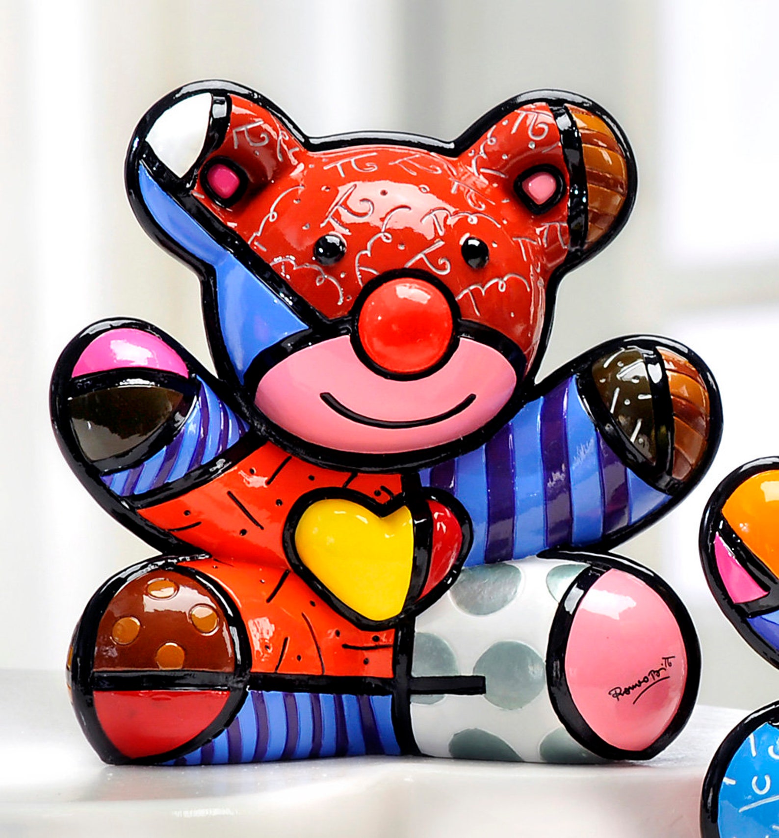 Romero Britto Limited Edition Bear Figurine: HAPPY NEW - Etsy.de