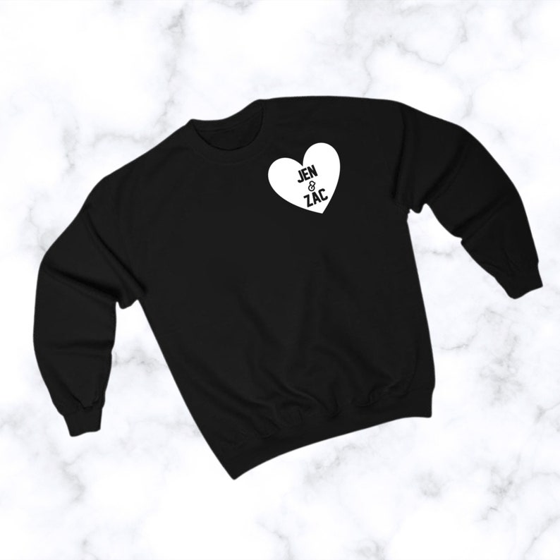 Personalized Name Heart Crewneck Sweatshirt - Etsy