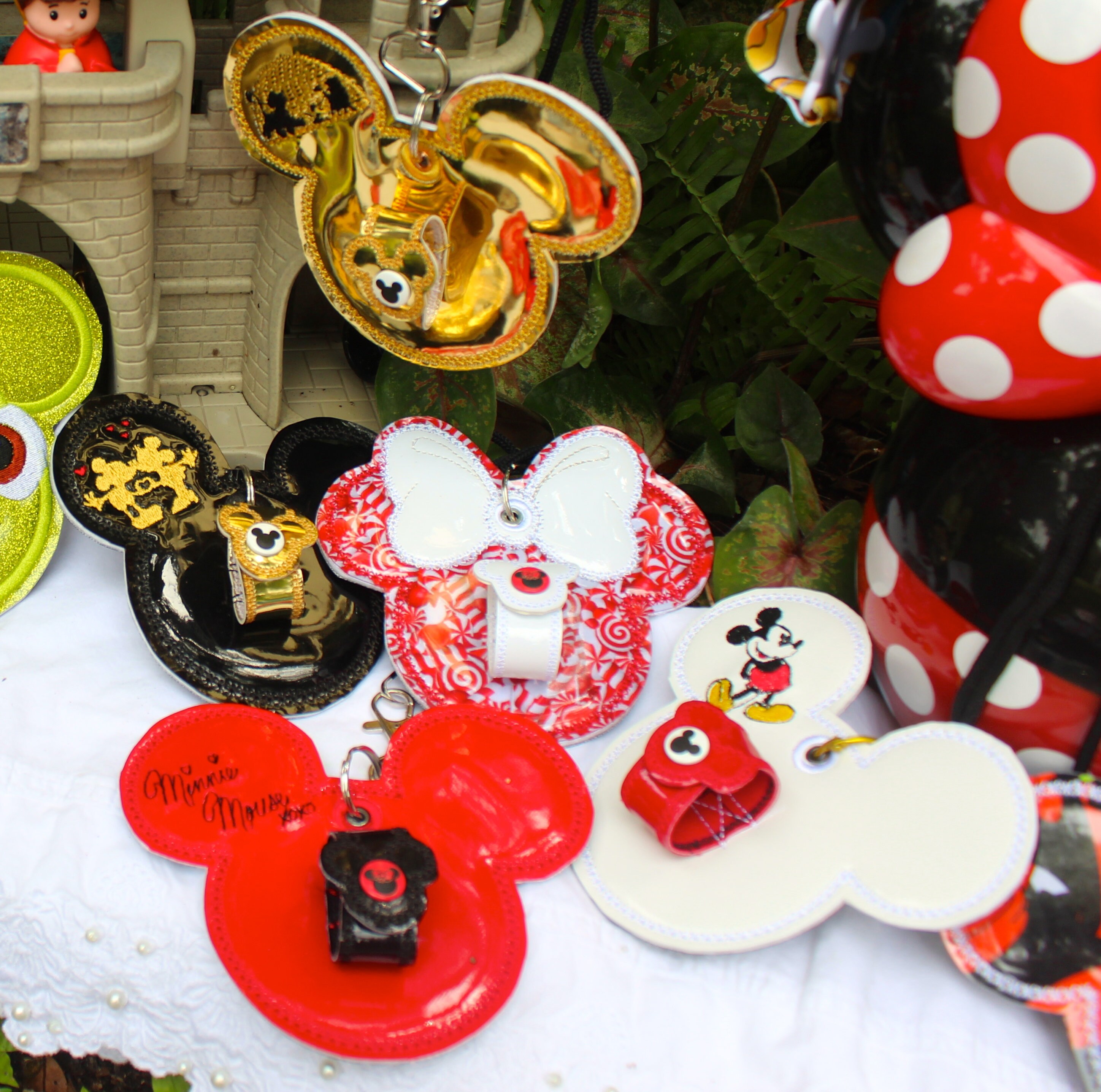 Disney Ears Holder..so Many Choices..........but the Perfect - Etsy