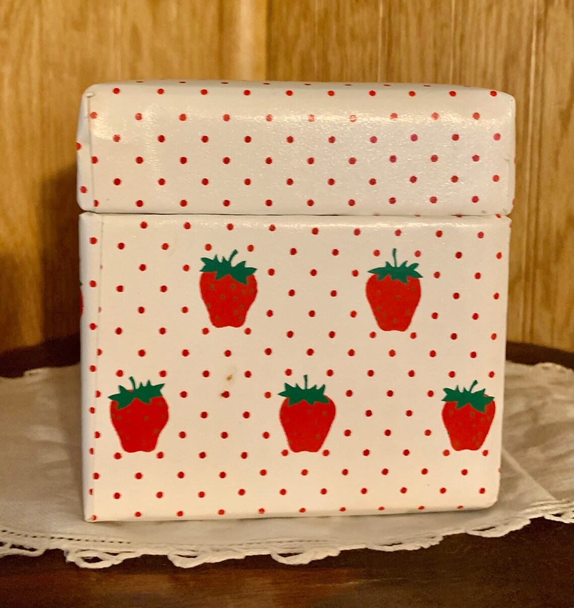 Vintage 1980s Cute Strawberries Recipe Box by CR Gibson - Etsy