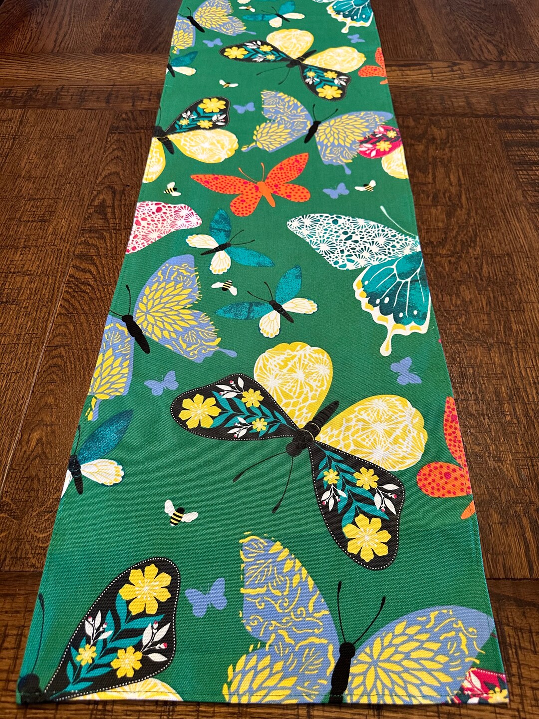 NEW Beautiful Bold Bright Butterflies on Green Cotton Duck Linen Table ...