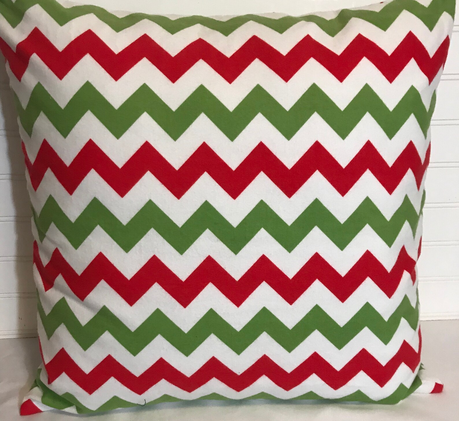 Red and Green Chevron/ 16 X 16/18 X | Etsy