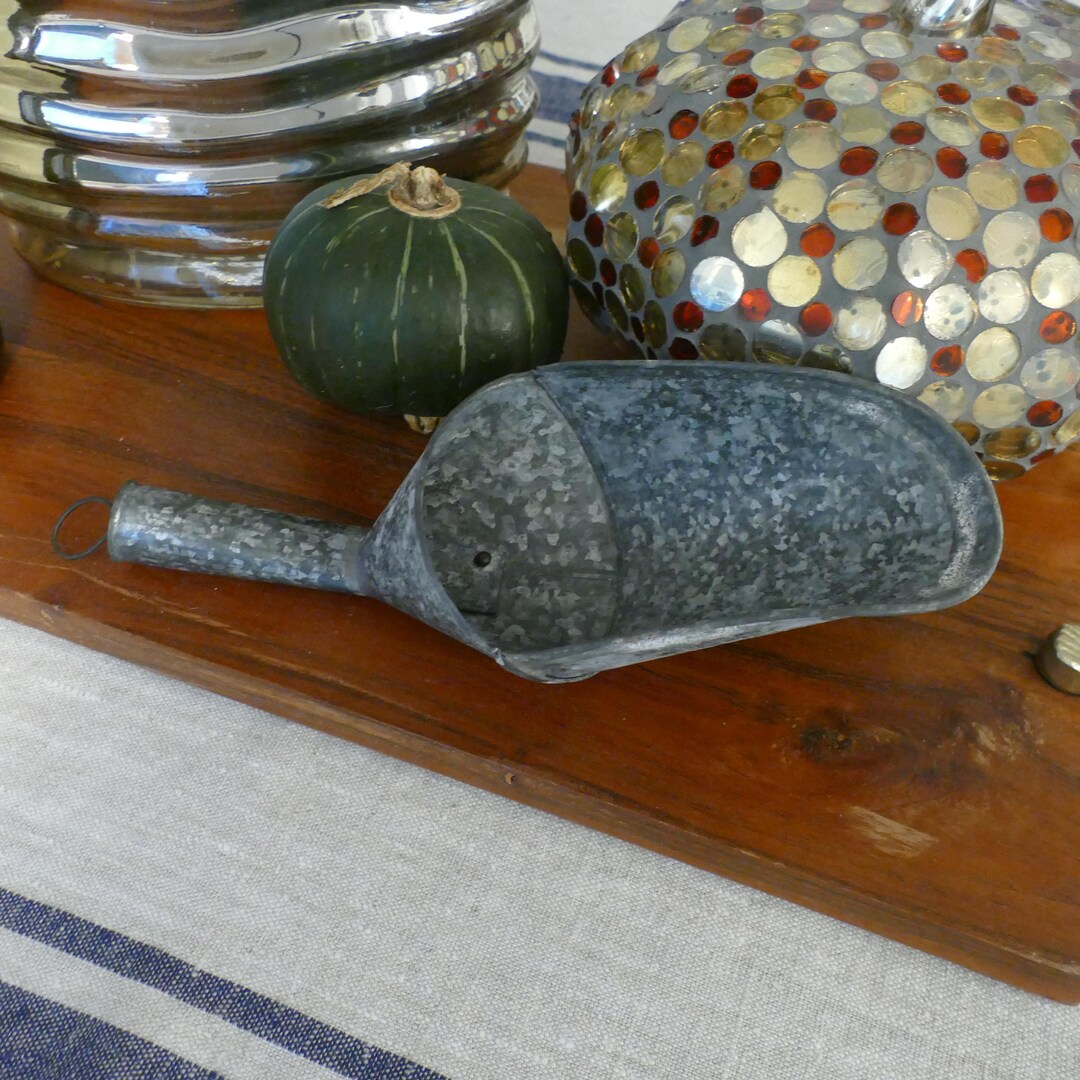 Vintage Tin Scoop - Farmhouse Kitchen Metal Decor - Etsy