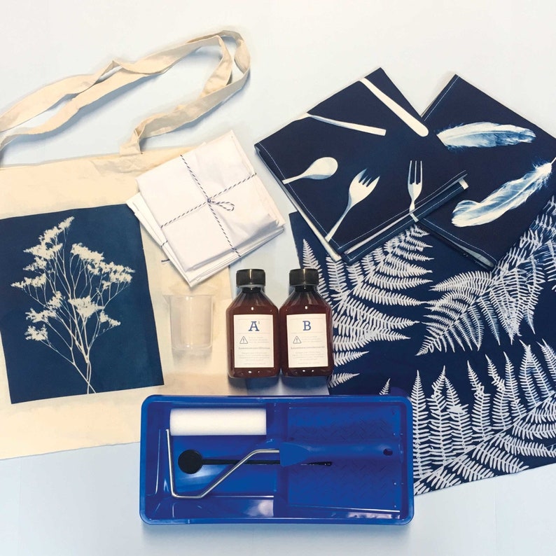 DIY Cyanotype Fabric kit analogue photography love blue | Etsy