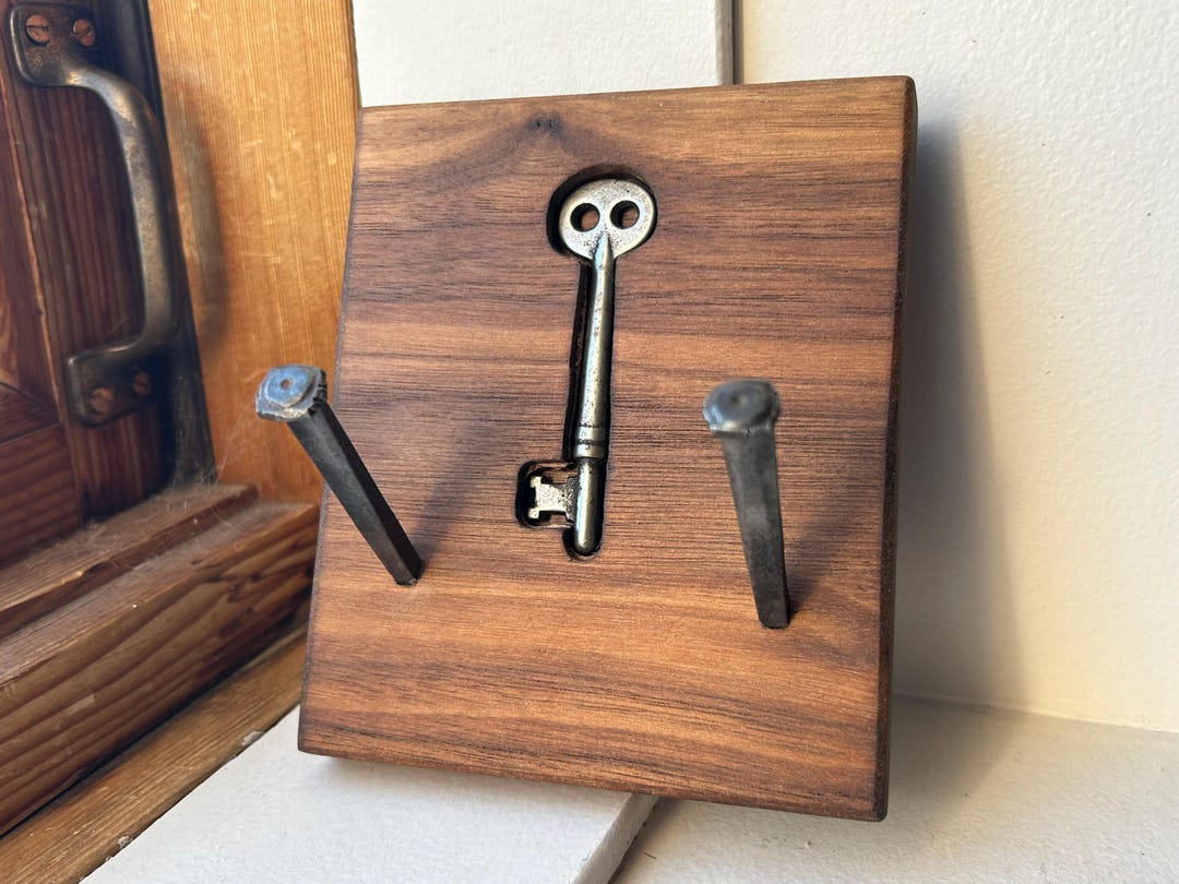 Rustic Key Rack, Antique Key Holder, Antique Square Nail Spikes and ...