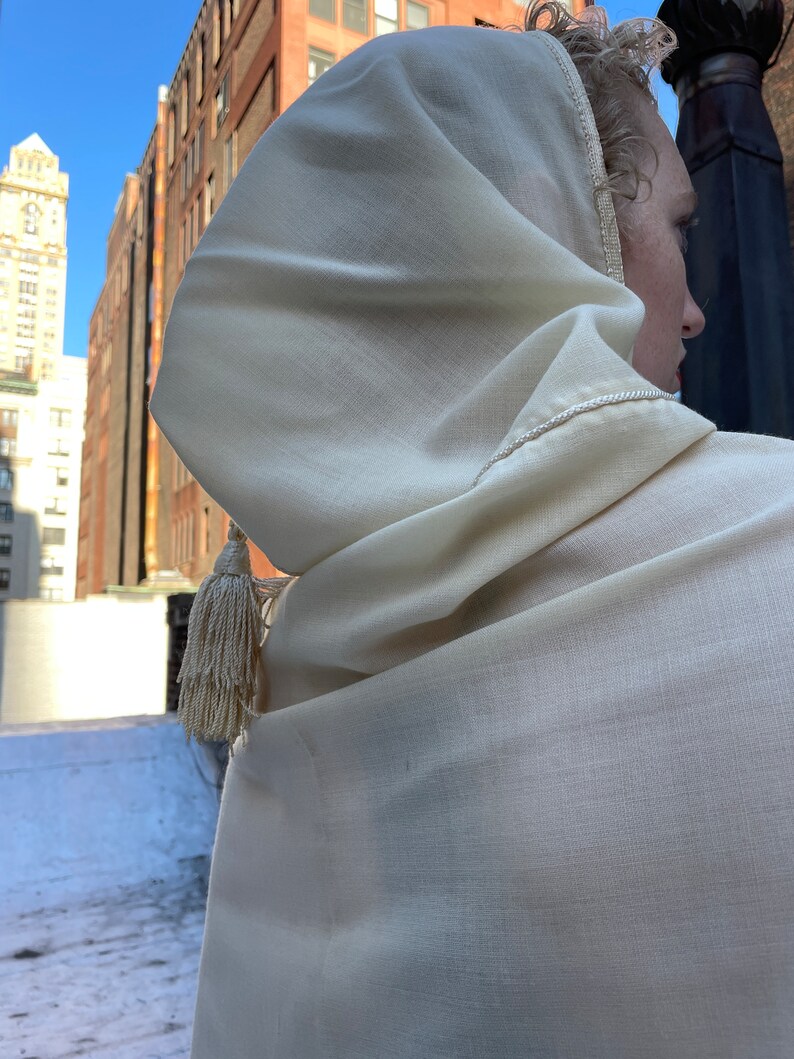 60s 70s Gorgeous Billowing Handmade Cream Color Wool Cape. Pointed ...