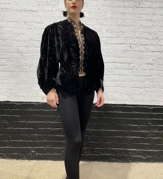 Victorian black velvet jacket Antique Victorian Edwar… - Gem