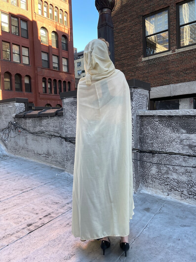 60s 70s Gorgeous Billowing Handmade Cream Color Wool Cape. Pointed ...