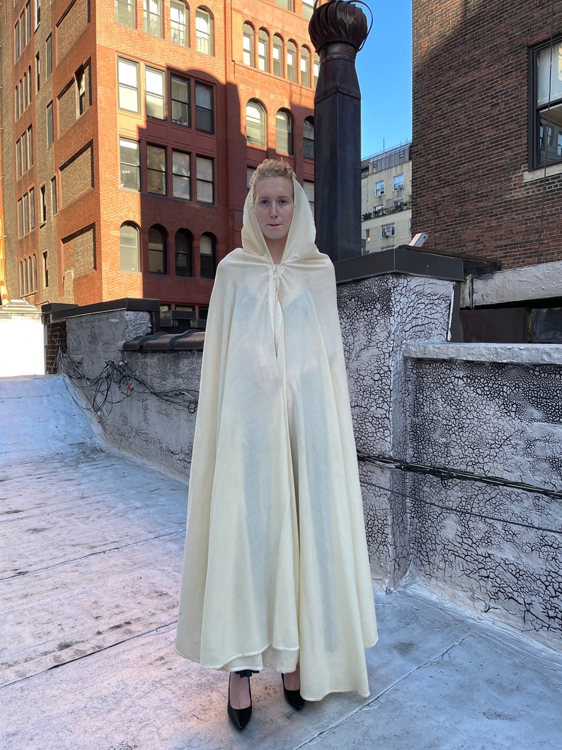 60s 70s Gorgeous Billowing Handmade Cream Color Wool Cape. Pointed ...