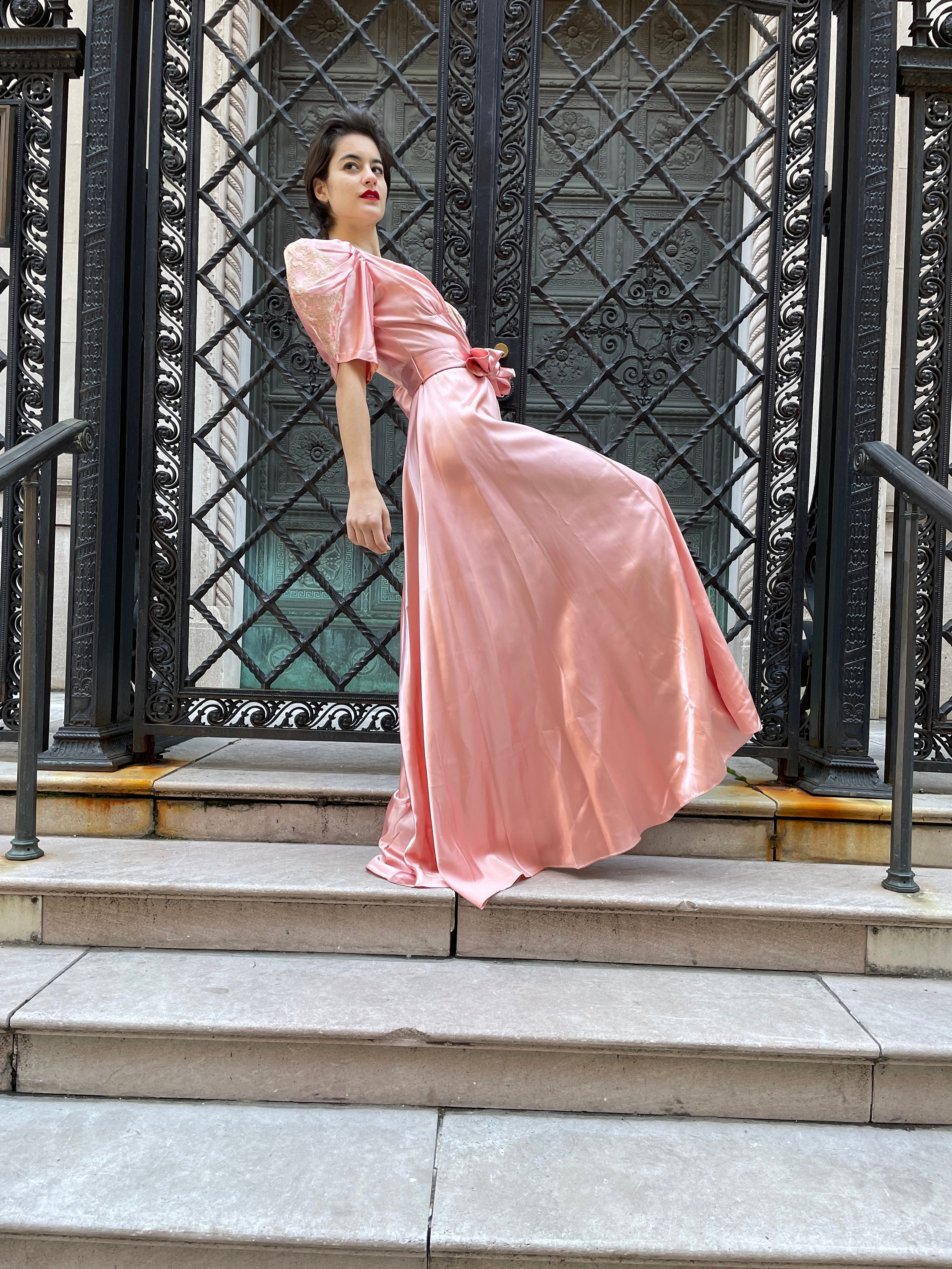 30's Pink Satin House Gown Puffed Sleeves W/ Gathering - Etsy