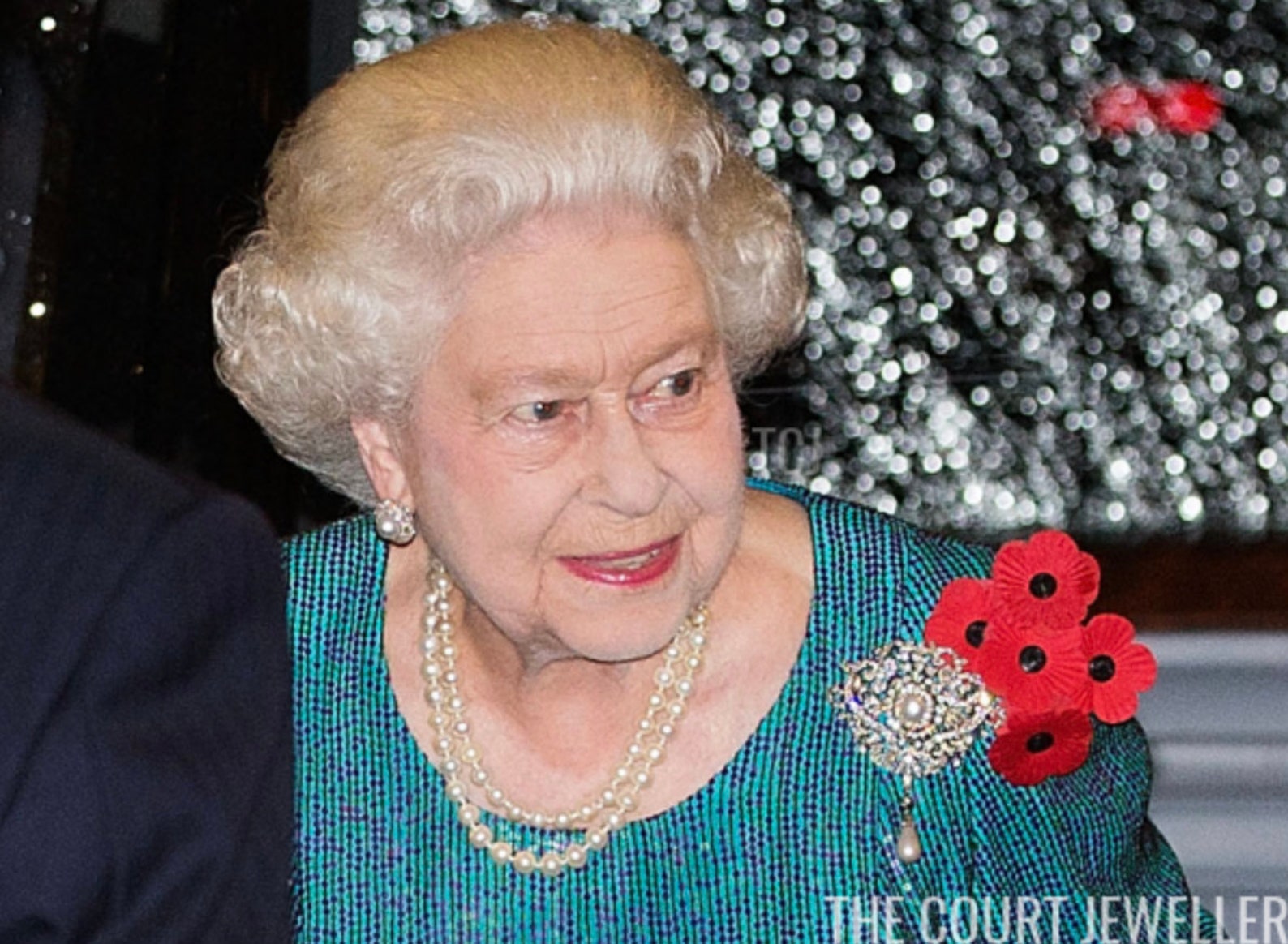 Royalty Replica Queen Elizabeth II the Richmond Brooch, Cubic Zirconia ...