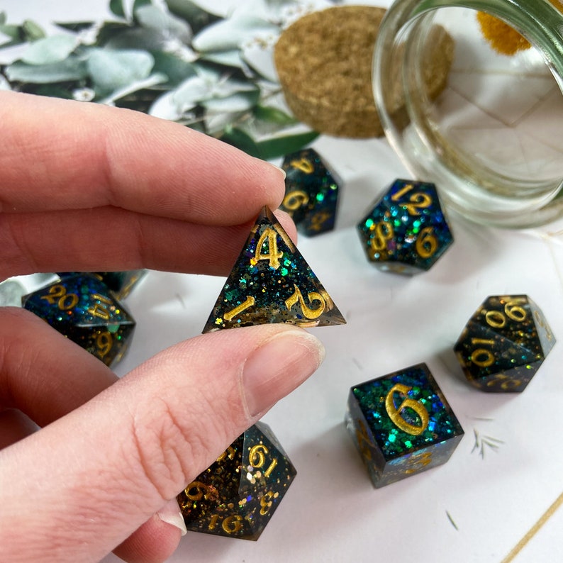 Dragon's Mystery Double Cast Dice Set - 8 Pieces - D&D, TTRPG, Dnd Dice ...