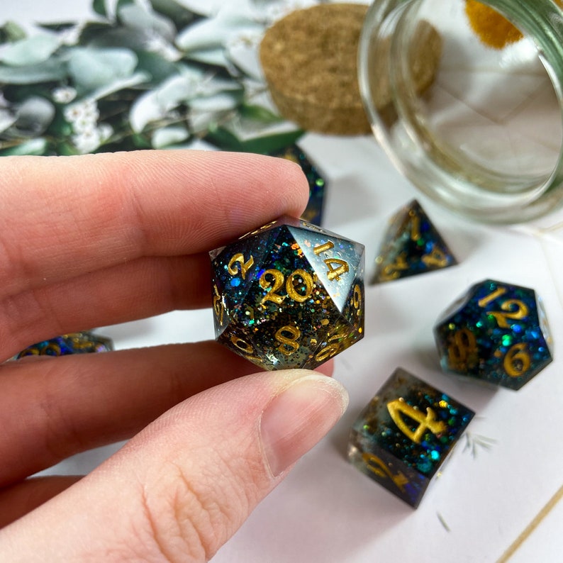 Dragon's Mystery Double Cast Dice Set - 8 Pieces - D&D, TTRPG, Dnd Dice ...