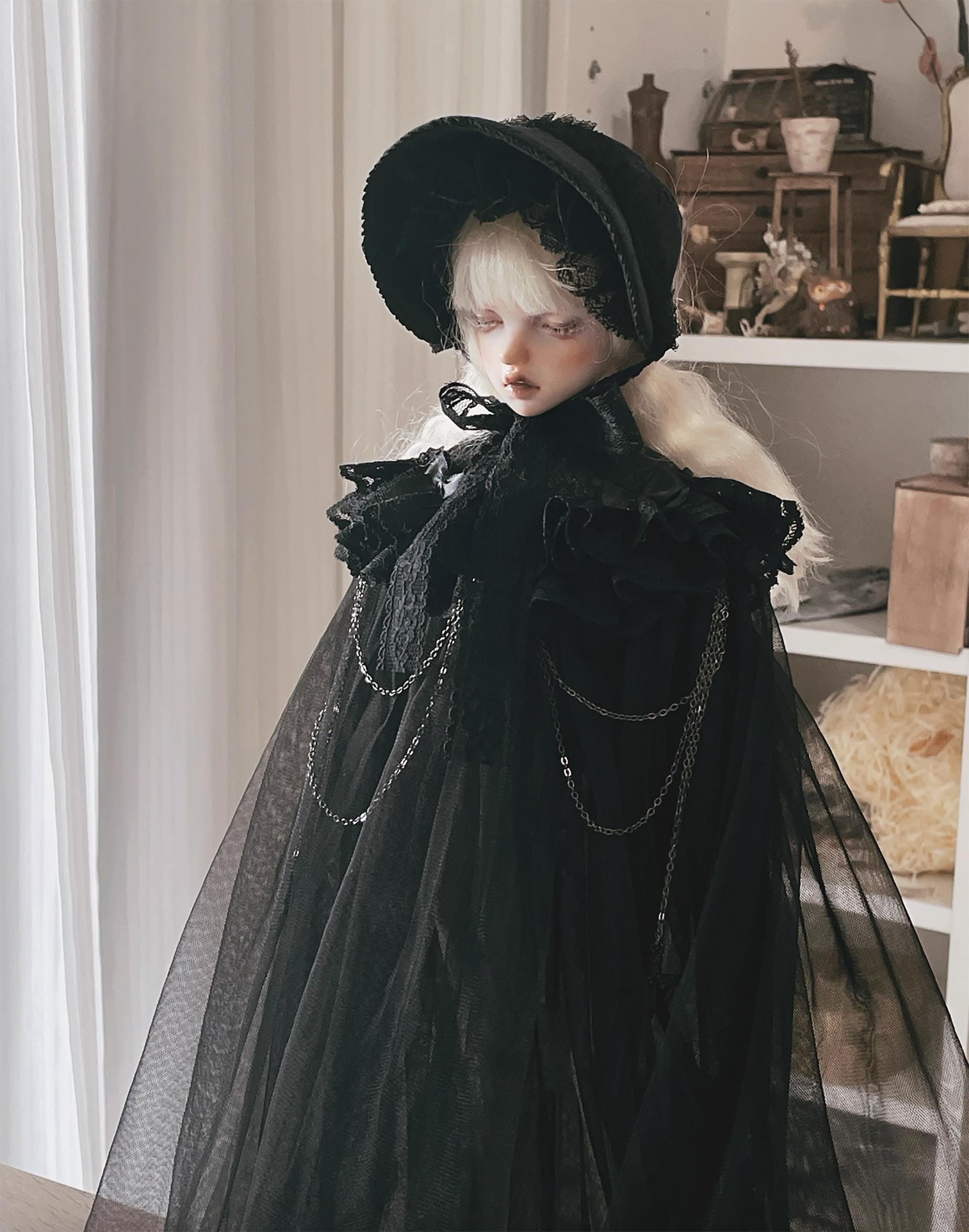 Handcrafted Gothic Witch Cape & Bonnet BJD Doll Outfit Black or Ivory ...