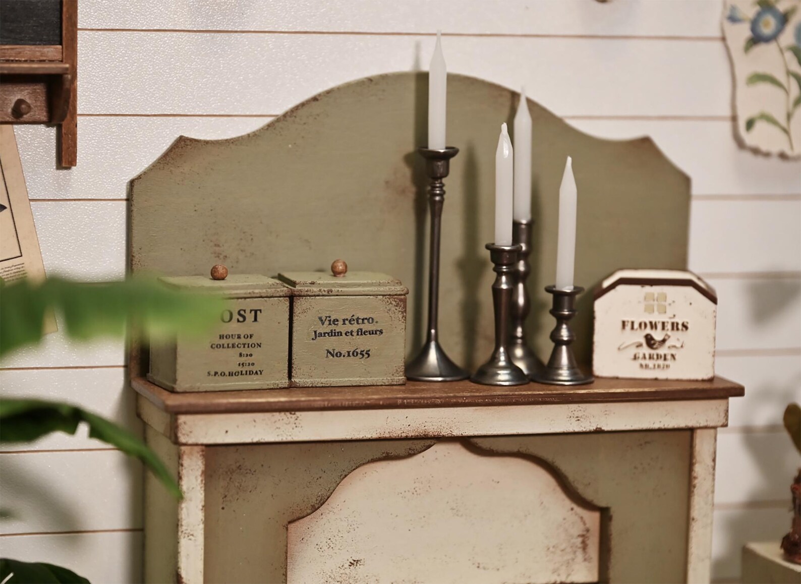 1:6 Scale Dollhouse Fireplace Mantel Rustic Green Cream Victorian Style ...