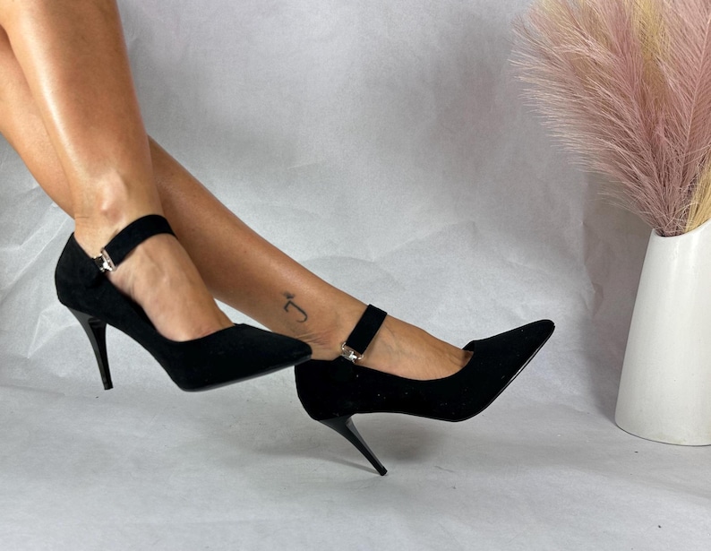 Detachable Shoe Strapfor Loose Fitting Shoes. Shoe Strap for Heels ...