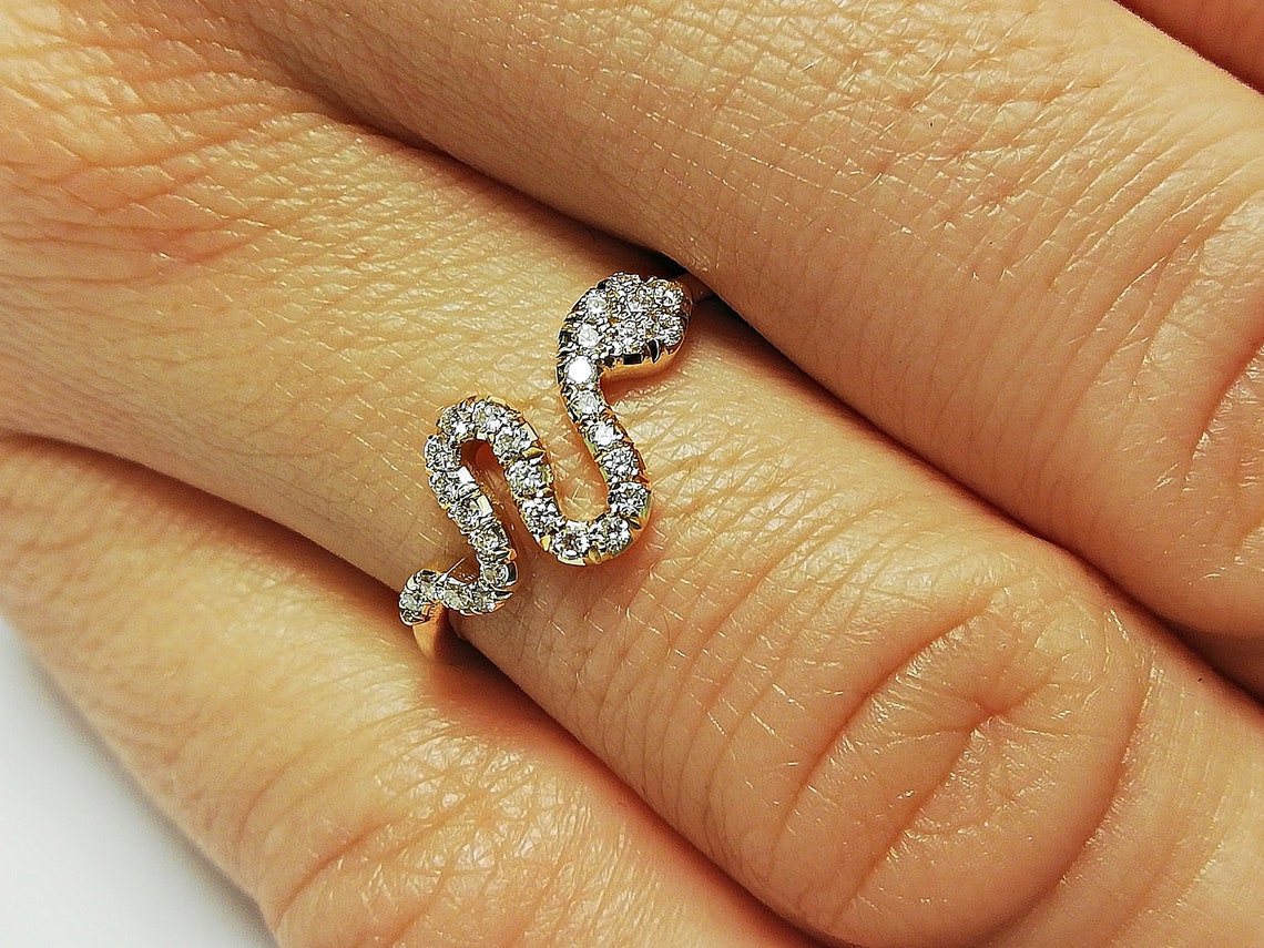 Diamond Snake Ring Set With 28 Diamonds | Etsy
