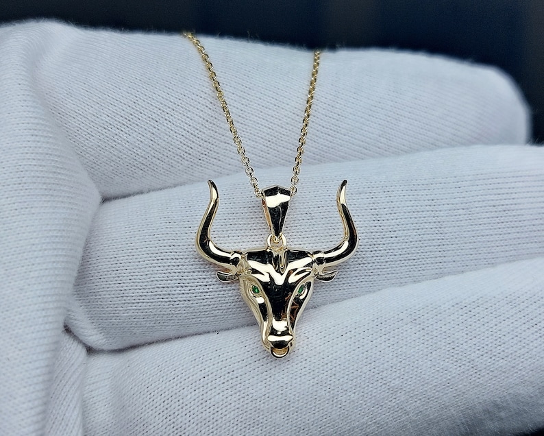 14k Gold Bull Necklace, Taurus Pendant Set With Emeralds Eyes - Etsy