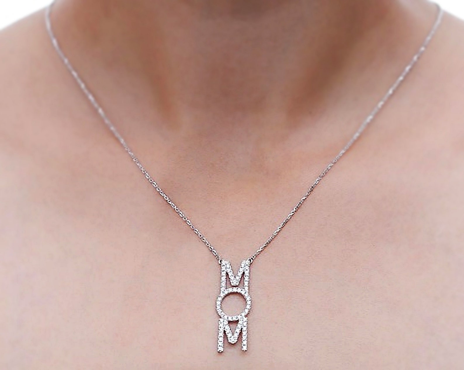 Diamond MOM Necklace, 14k Vertical Diamond Pendant Perfect Gift for A ...